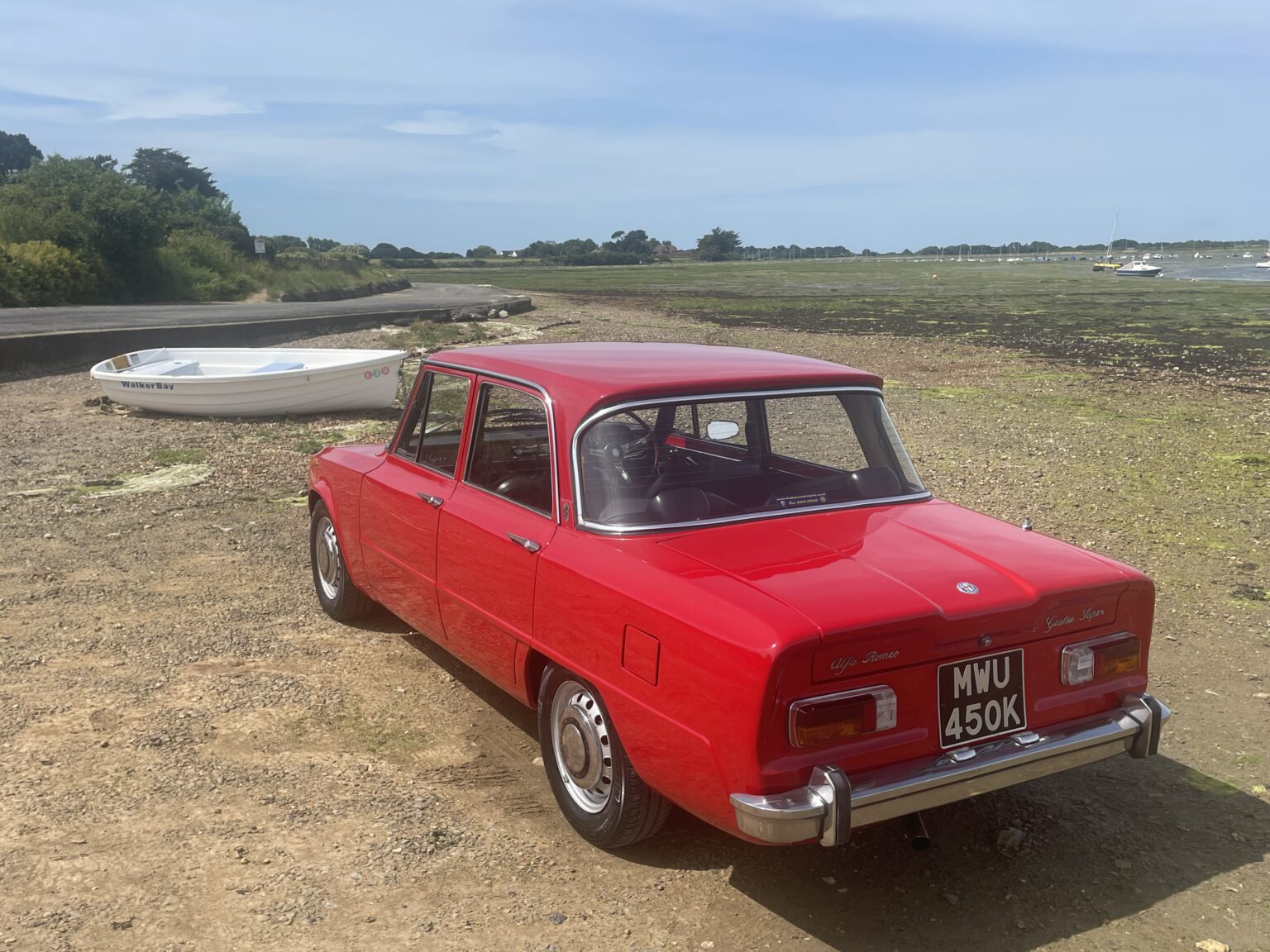 Alfa Romeo Giulia Super 2.0 - AJM Classics