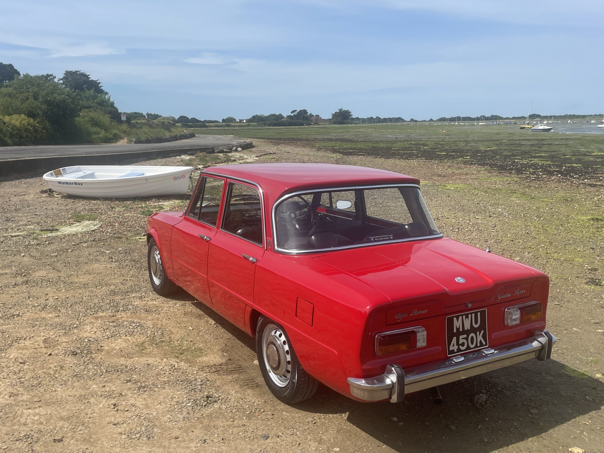 Alfa Romeo Giulia Super 2.0 - AJM Classics