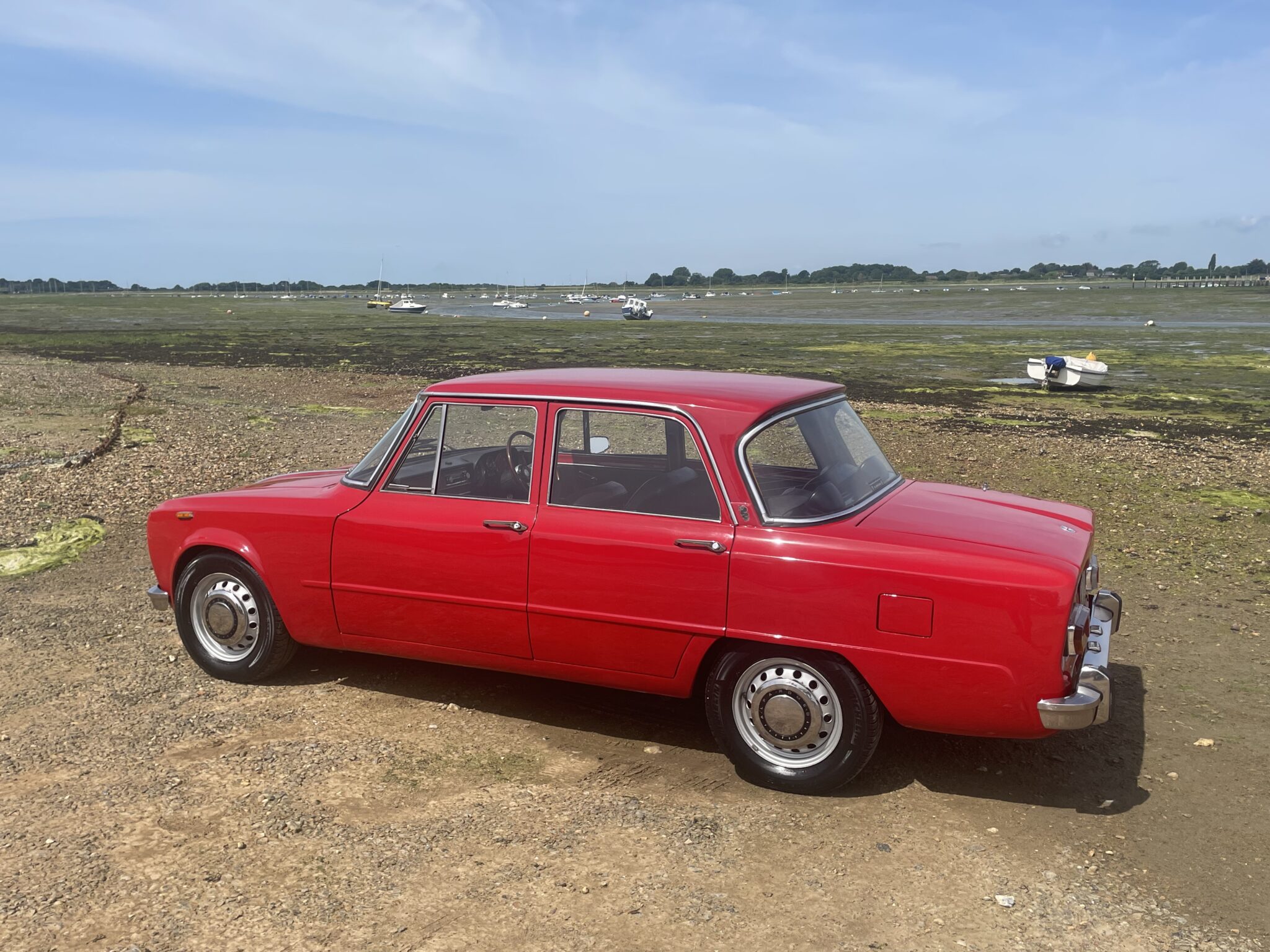 Alfa Romeo Giulia Super 2.0 - AJM Classics