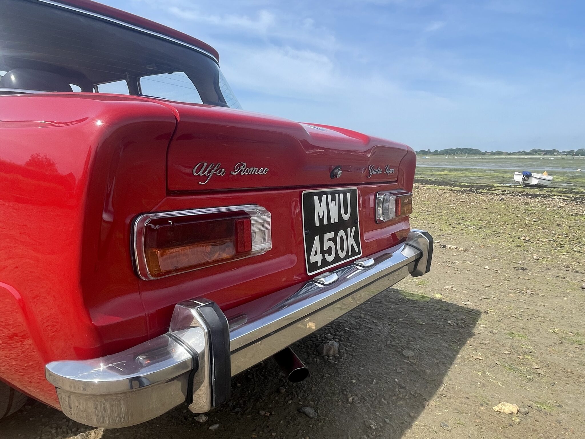 Alfa Romeo Giulia Super 2.0 - AJM Classics