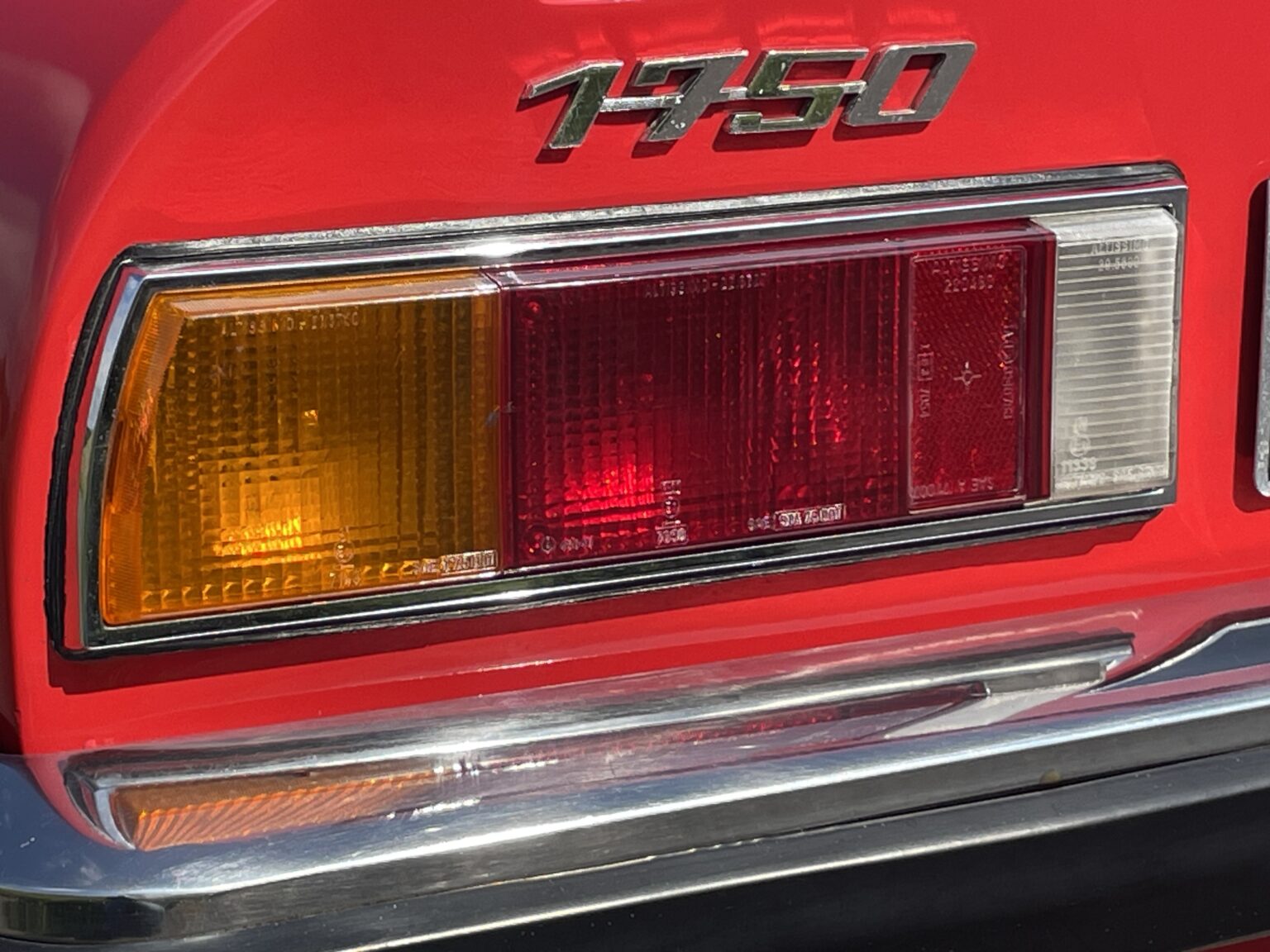 Alfa Romeo Spider 1750 Kamm Tail - AJM Classics