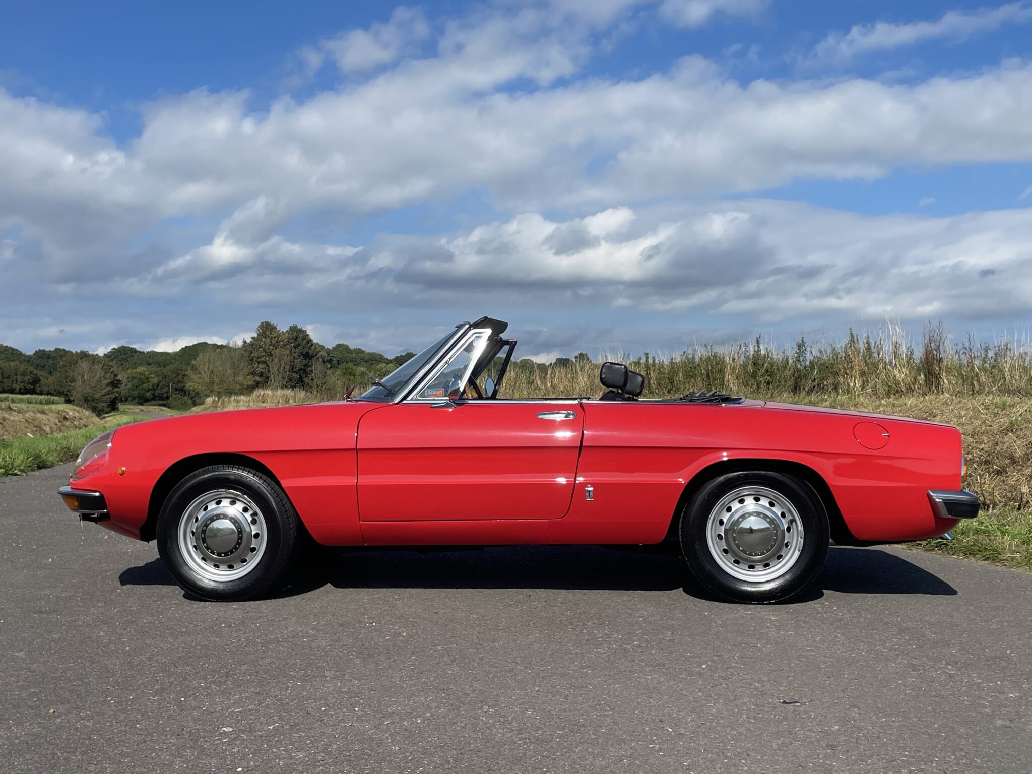 Alfa Romeo Spider 1750 Kamm Tail - AJM Classics